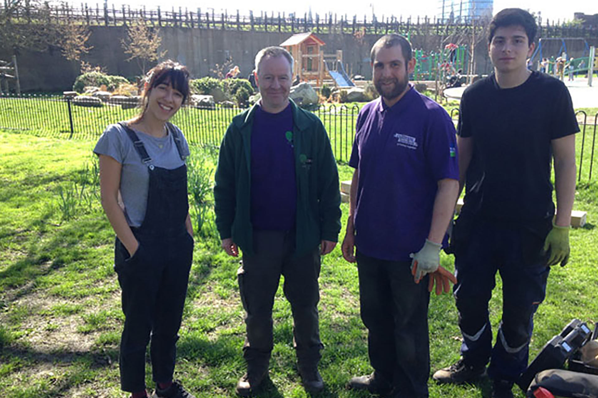 Community Gardening - Do Something Good